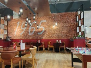 TGI Fridays (Sheremetyevskoye Highway No:вл39с1, Khimki), kafe  Moskova ve Moskovskaya oblastından