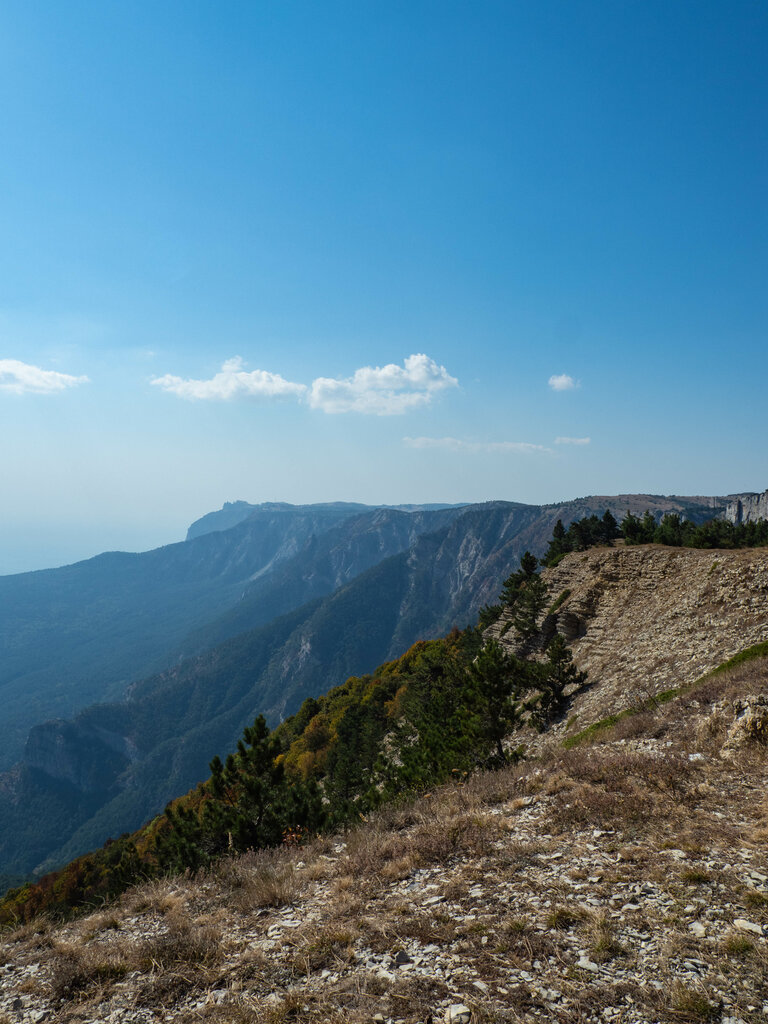 Dağ zirvesi Гора Сююрю-Бурун, Kırım Cumhuriyeti, foto