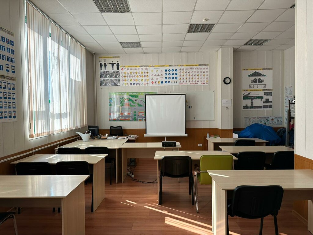 Sürücü kursları Navigator, Moskova, foto