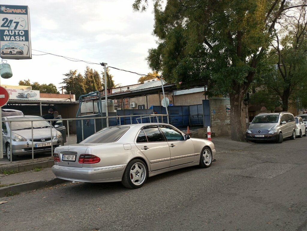 Oto yıkama Мойка самообслуживания, Tiflis, foto