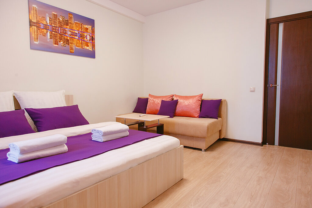 Kısa süreli konaklama Five Stars in the microdistrict of Enthusiasts 7, Novy Urengoy, foto