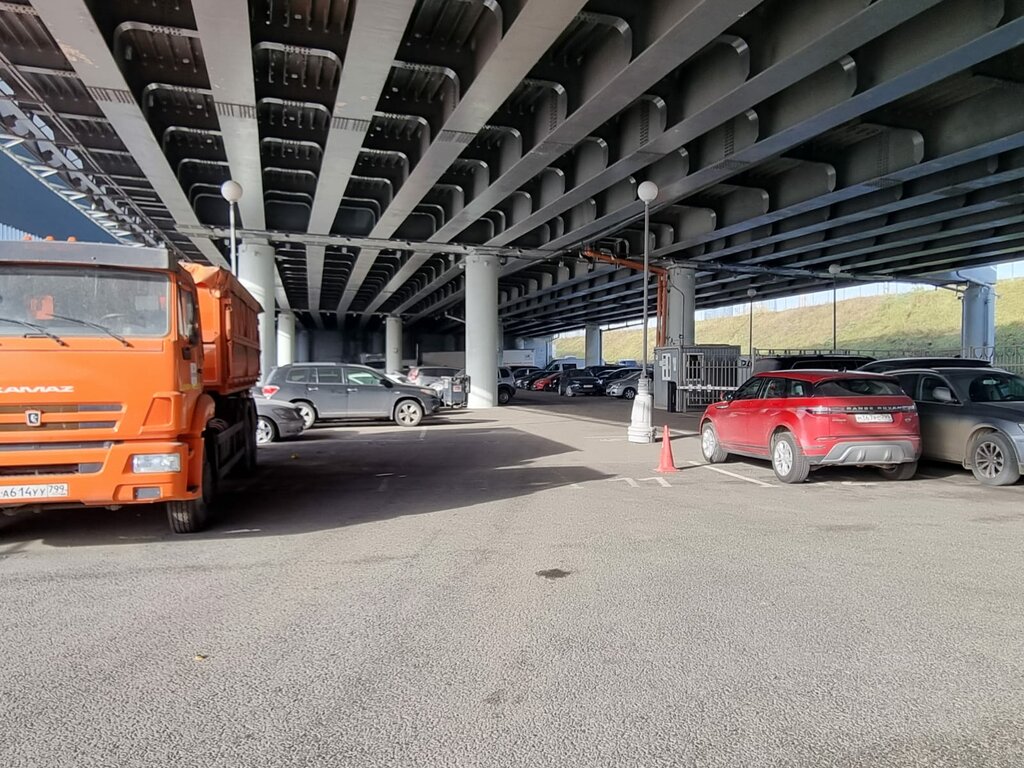 Otoparklar Gormost, Moskova, foto