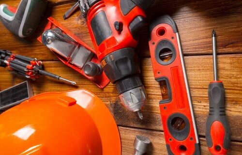 Boya ve cila malzemeleri üretim ve satış yerleri Red Sand Building Material Trading, Abu Dabi Emirliği, foto