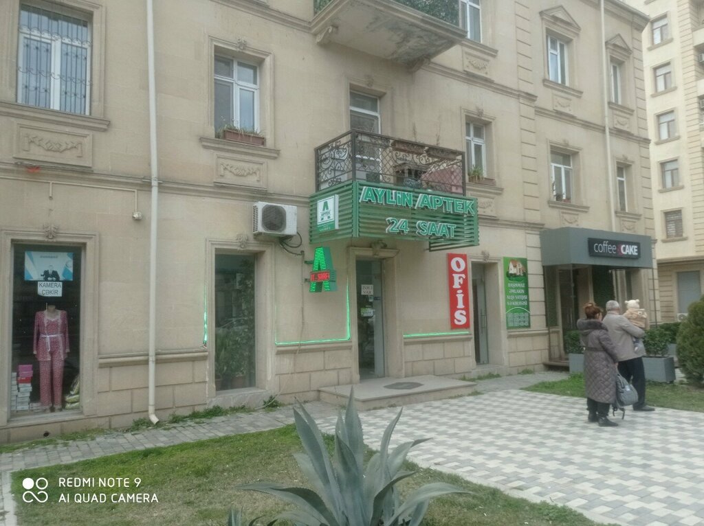 Eczaneler Aylin Aptek, Bakü, foto
