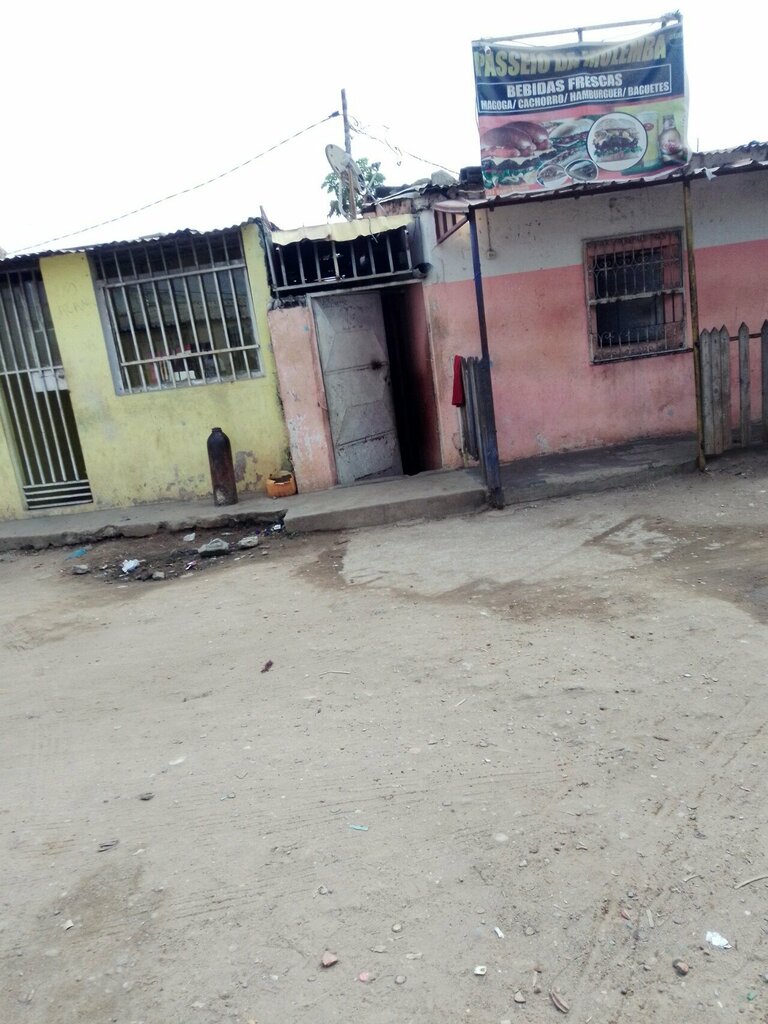Bar Passeio da mulemba, Loanda, foto