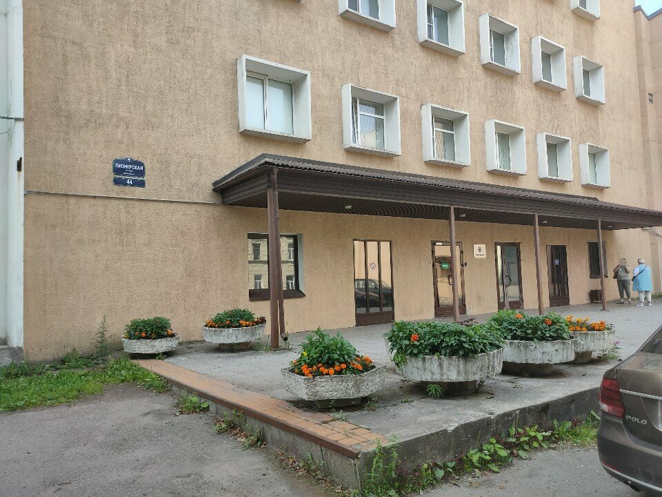 ATM'ler Novikombank, Saint‑Petersburg, foto