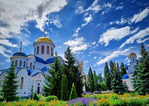 Tserkov v chest Pokrova Presvyatoy Bogoroditsy (Voroshilova Street No:2Б), ortodoks kiliseleri  Tolyatti'den (Togliatti'den)