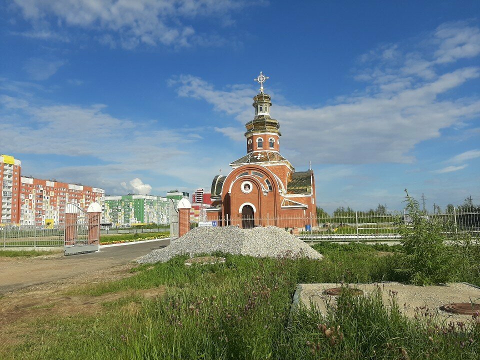 Katolik kiliseleri Католический храм СВ. Николая, Nijnevartovsk, foto