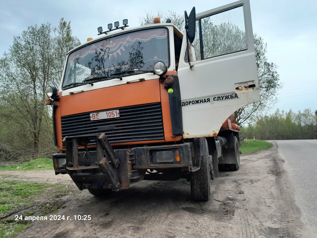 Yol yapımı ve bakımı Drsu № 180 filial Kup Vitebskobldorstroy, Dokshitsi, foto