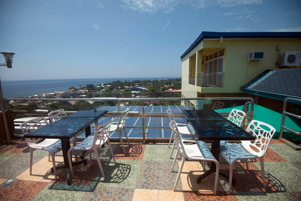 Otel C & L Bay View Inn, Dumaguete, foto