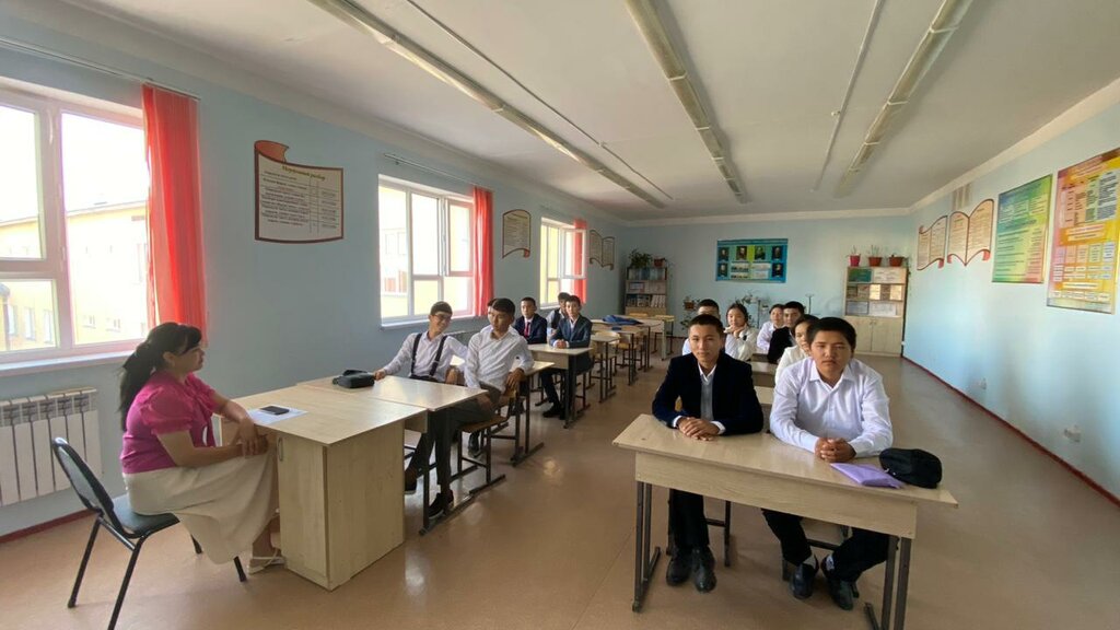 Ortaokul No. 15 Secondary School, Mangıstav eyaleti, foto