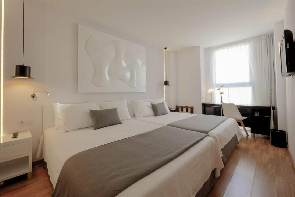 Otel Evenia Rocafort, Barselona, foto