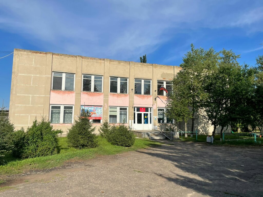 Belediyeler, devlet daireleri Администрация Увалобитиинского сельского поселения, Omskaya oblastı, foto