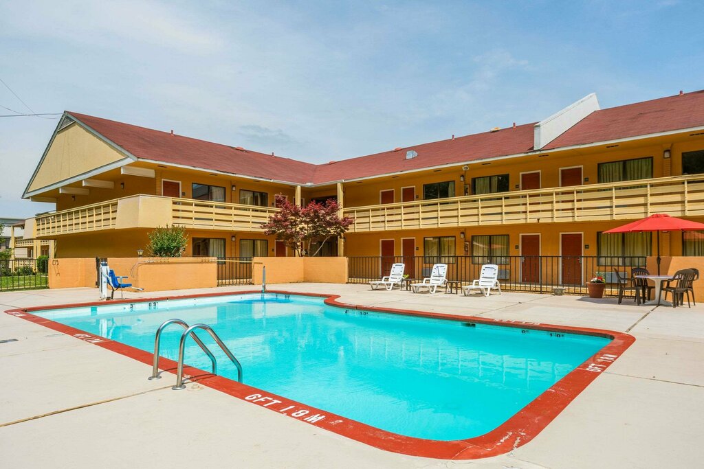 Otel Quality Inn & Suites Corinth West, Missisippi Eyaleti, foto