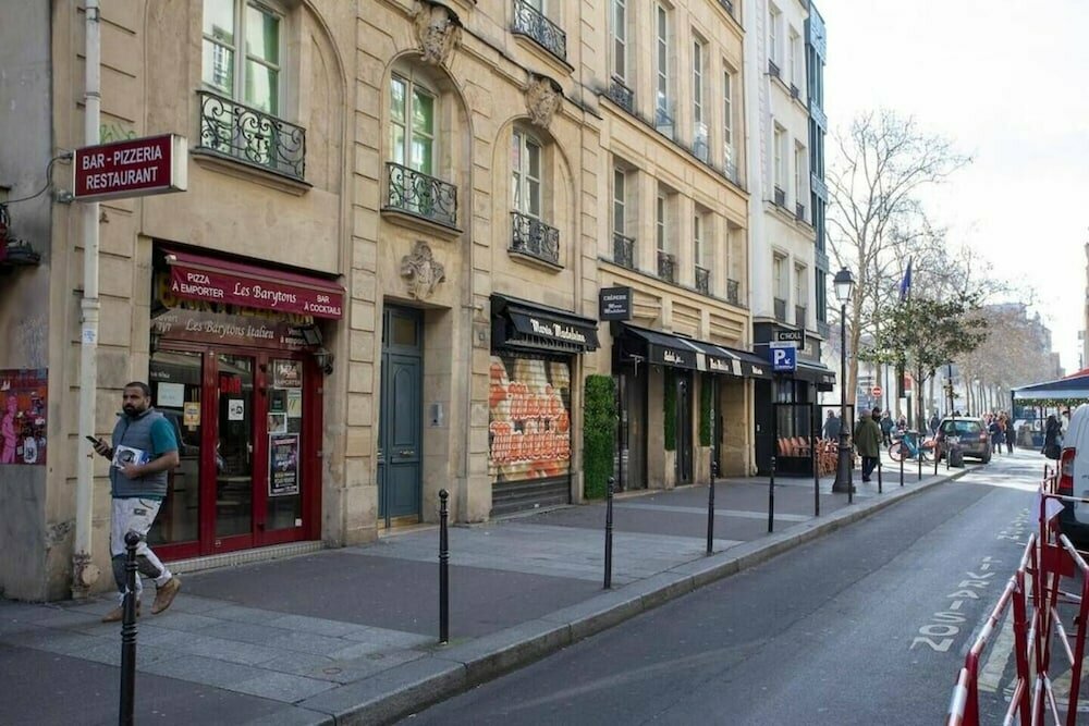 Kısa süreli konaklama Marais Nest, Paris, foto