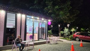 Restaurant, Borjomi: (Kostava Square No:1), ekmek fırını
