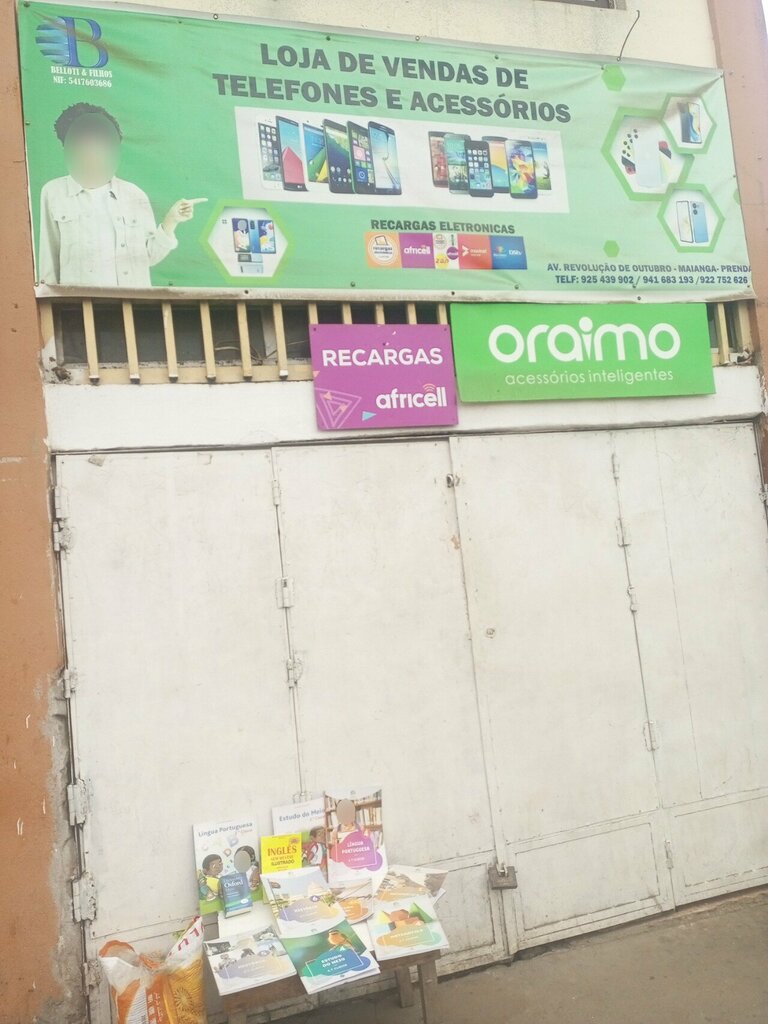 Cep telefonu ve aksesuarları satış mağazaları Loja de vendas de telefone e acessórios, Loanda, foto
