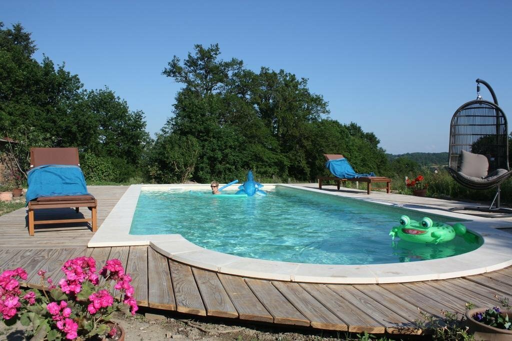 Otel Chambres d'hotes chateau-chervix, puy la brune, , foto