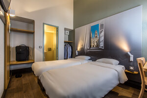 B&b Hotel Orleans (Centre-Val de Loire, Loiret, Saint-Jean-de-la-Ruelle, Avenue Georges Pompidou), otel
