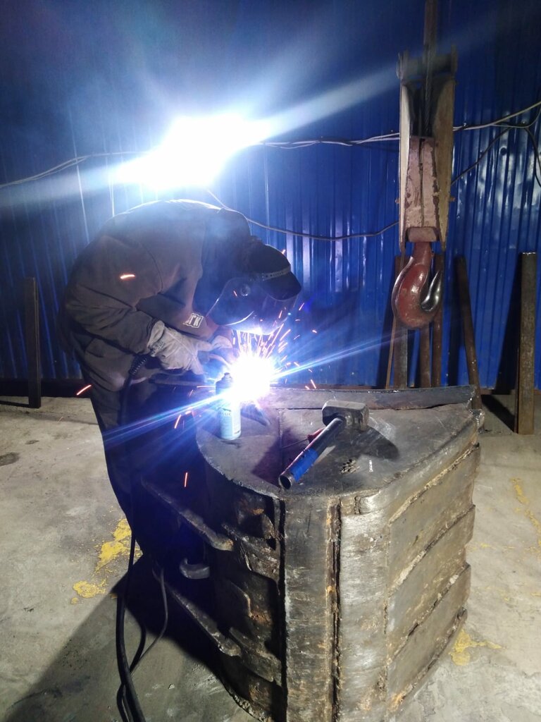 Kaynak işleri Сварка спецтехники, Saint‑Petersburg, foto