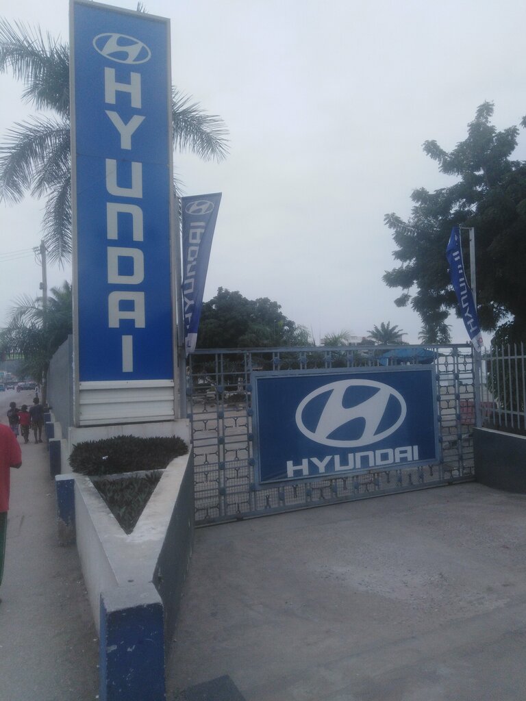 Otomobil servisi Oficinas Hyundai, Loanda, foto