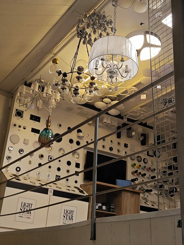 Lamba ve avize mağazaları Decor plaza, Krasnodar, foto