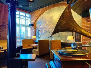 Savoy (ulitsa Kurchatova No:6с4), restoran  Sarov'dan
