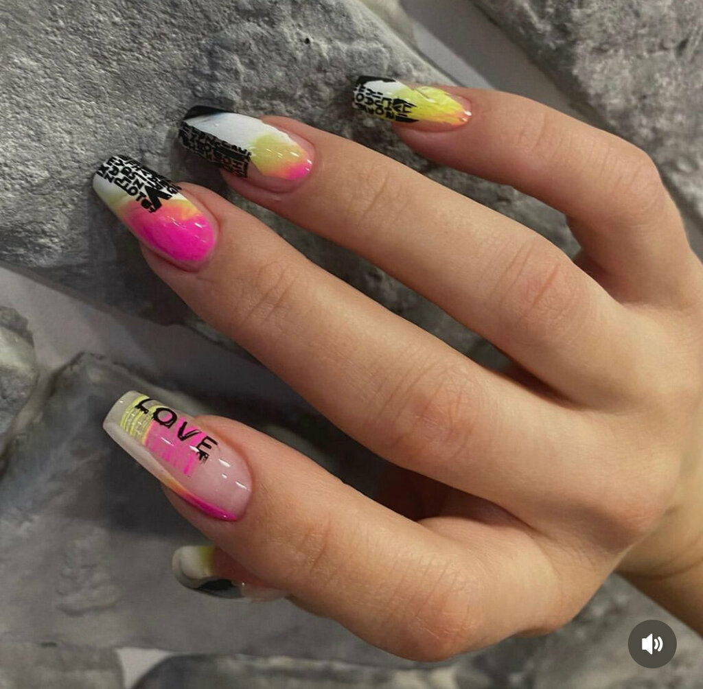 Manikür-pedikür Akula Pedicura, Novosibirsk, foto