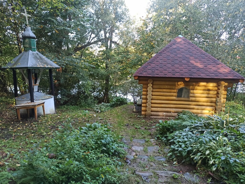 Pınar, çay Святой источник великомученицы Параскевы Пятницы, Velij, foto