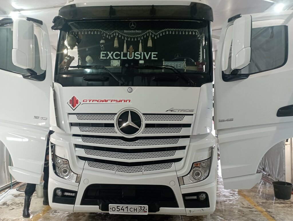 Oto yıkama Мойка грузовиков, Briansk, foto