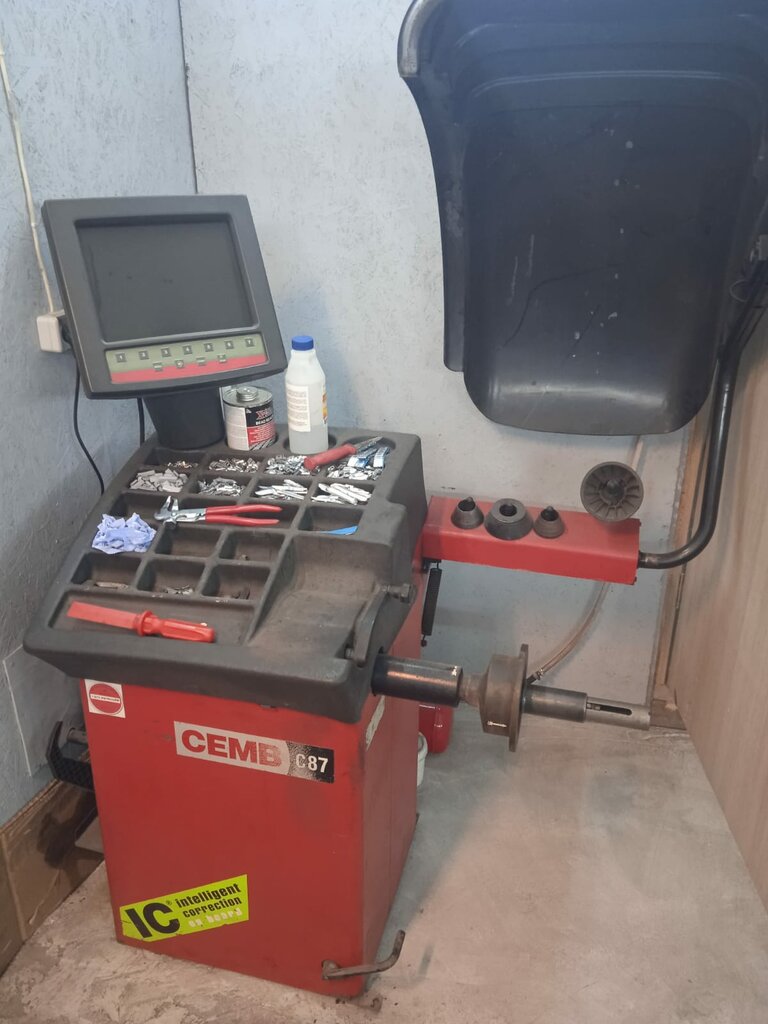 Otomobil servisi AD Car Expert Autoserviss, Riga, foto