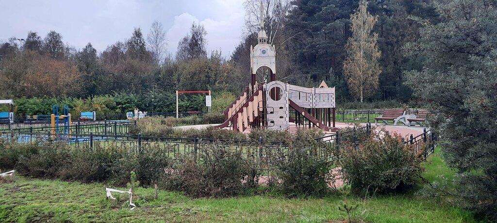 Oyun alanı Playground, Saint‑Petersburg, foto