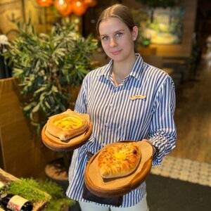 Сулугули (Vokzal'naya Magistral No:16), restoran  Novosibirsk'ten