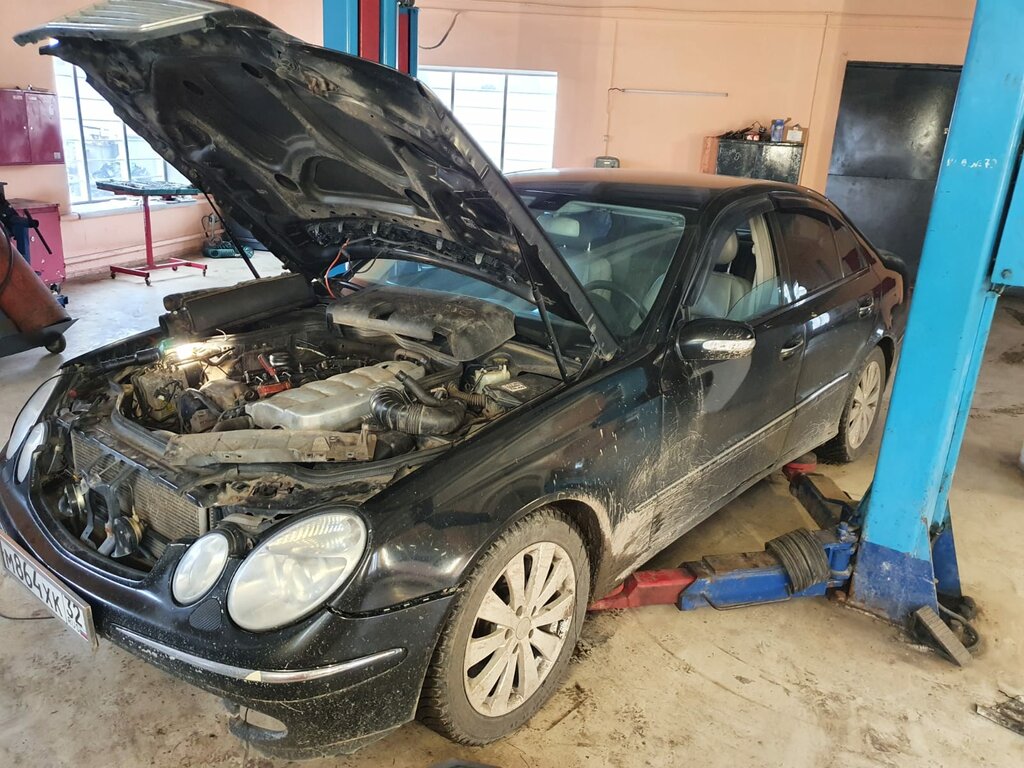 Otomobil servisi Автосервис, Uneça, foto
