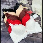Decolte (Elshibek Batyr kóshesi No:84), i̇ç giyim ve mayo mağazası  Çimkent'ten (Şımkent'ten)