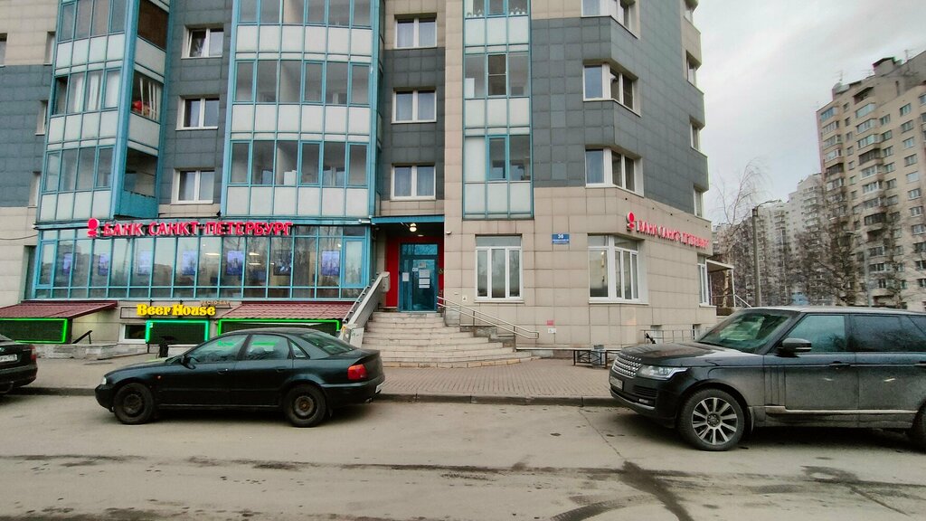 ATM'ler Bank Saint Petersburg, Saint‑Petersburg, foto