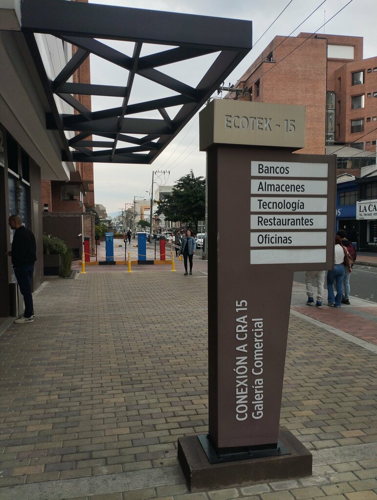 Adlandırılmış bina Ecotek 15 Commercial and Corporate Building, Bogota, foto