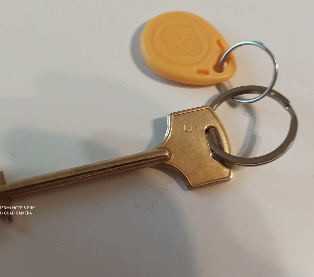 Metal eşya tamircileri Ключи, Murino, foto
