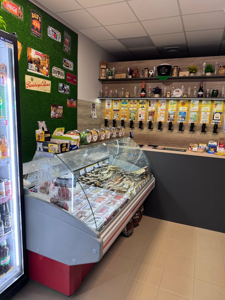 Bira dükkanı Центр разливного пива, Gomel, foto