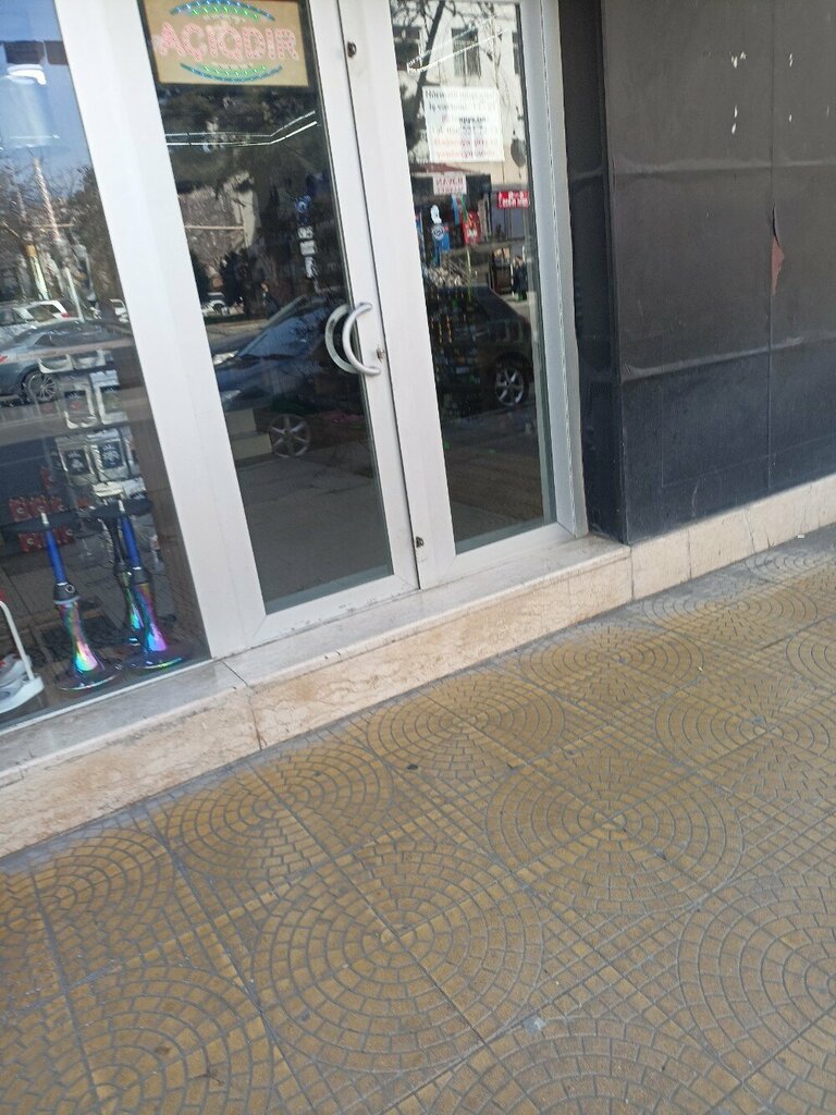 Tütün, sigara mağazaları Haqqabaz, Bakü, foto
