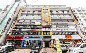 Changwon Sangnam Dong Cello (South Gyeongsang Province, Changwon), otel  Changwon'dan