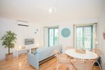 Liiiving in Porto - Boho Blue Home (Rua do Cristelo No:26), otel  Porto'dan