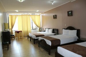 Hotel christian palace & hotel christian resort (Napo, Tena), otel