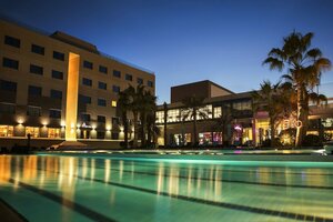 The Palms Beach Hotel And SPA (Al Bida Al Taawoon Street,PO Box 24079,Salwa,13101 Kuwait,), otel  Dünya'dan