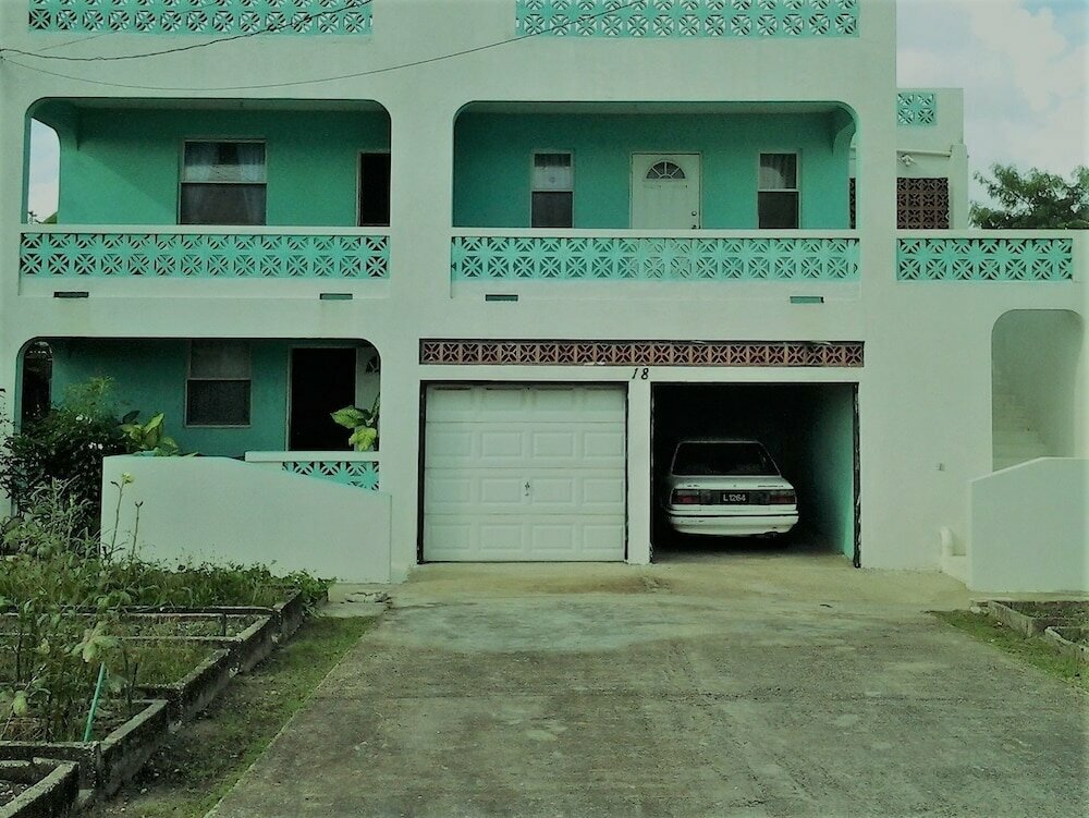 Otel Angela Vacation Home, Dünya, foto