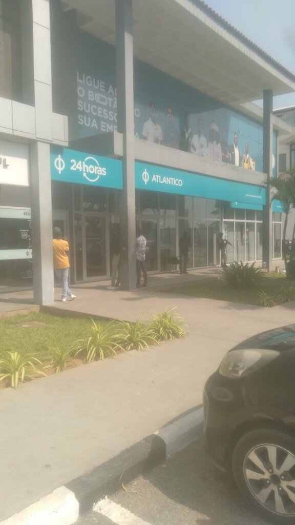 Banka Banco Millennium Atlântico, Loanda, foto