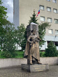 Здание морского и торгового училища, 1937 года постройки (Morskaya naberezhnaya No:5), turistik yerler  Vyborg'dan