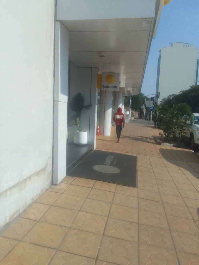 Banka Sol, Loanda, foto