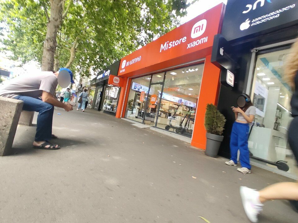 Elektronik eşya mağazaları Mi Store, Tiflis, foto