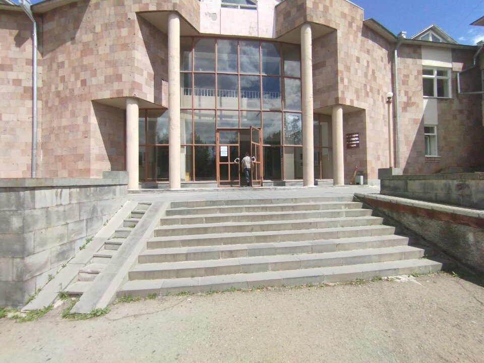 Poliklinikler Gugark Central Polyclinic, Vanadzor, foto